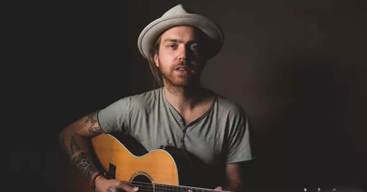 Artist Fact Sheet: Trevor Hall | The Source Weekly - Bend, Oregon