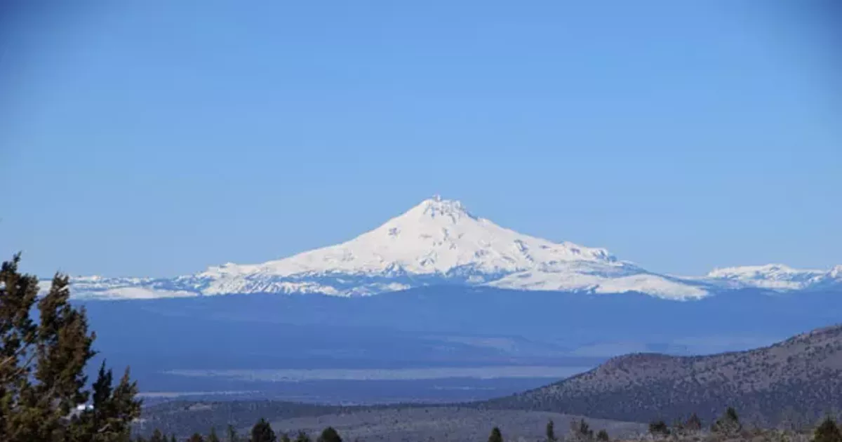 Gray Butte for the Win | The Source Weekly - Bend, Oregon