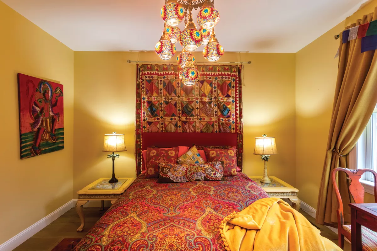 Modular Mosaic: Artist Suzi Edwards's Spin on a Prefab Home | House ...