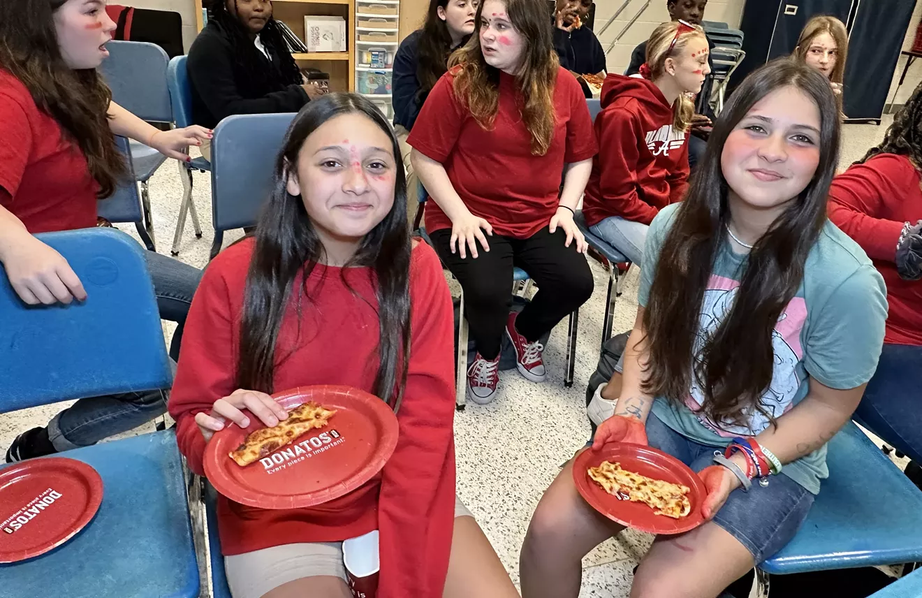 G100, Donatos and Step One Auto Surprise Effingham Middle School ...