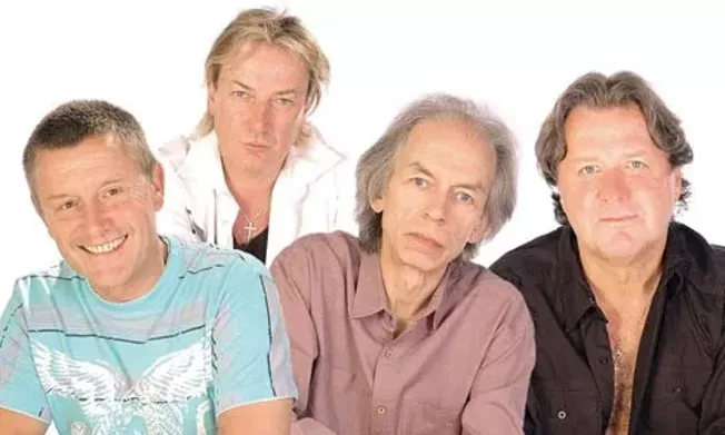 Art-rock guitarist Steve Howe pulls double duty for Yes and Asia show ...