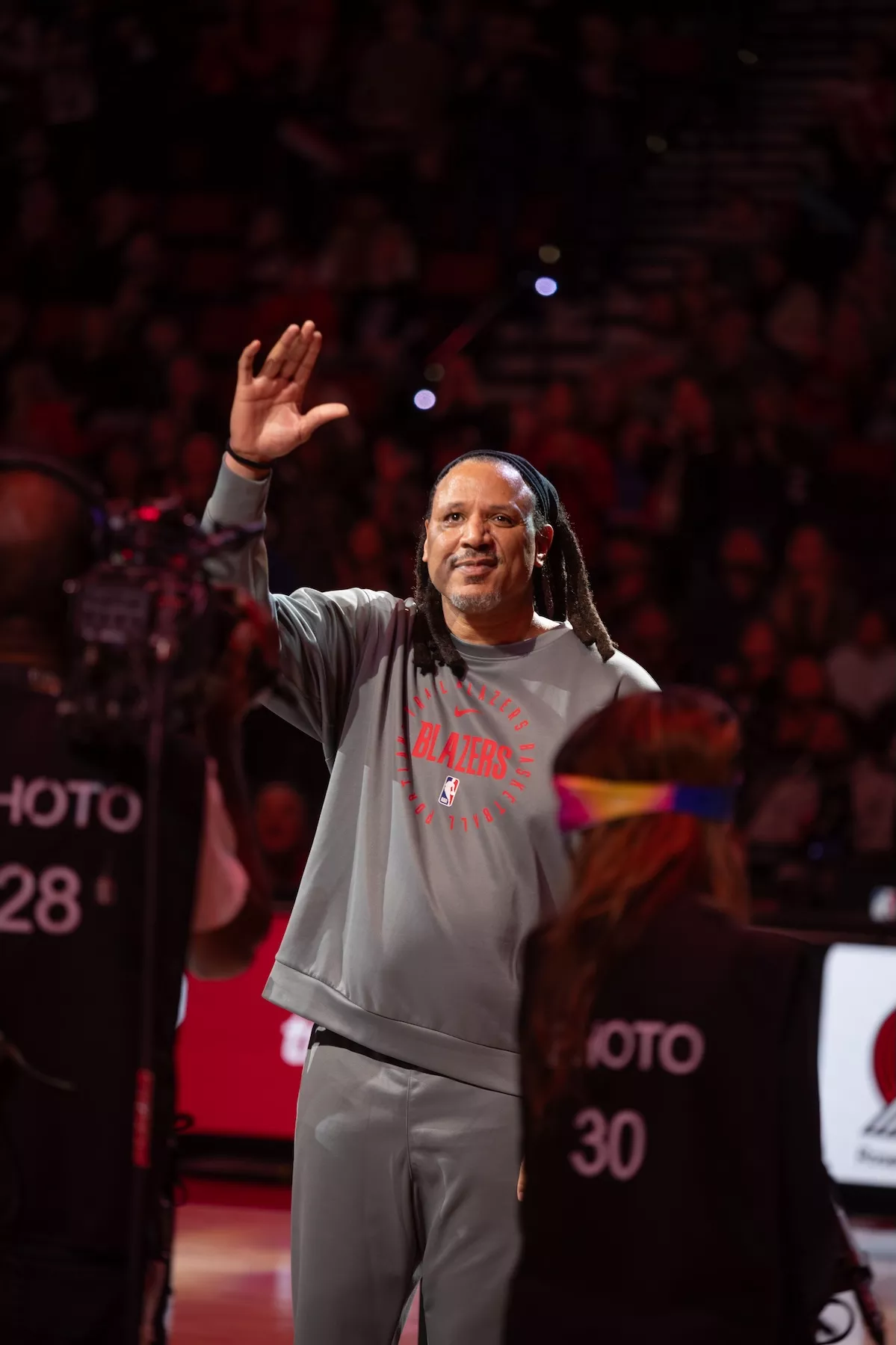 The '99-'00 Blazers Squad Get Their Roses - Portland Mercury