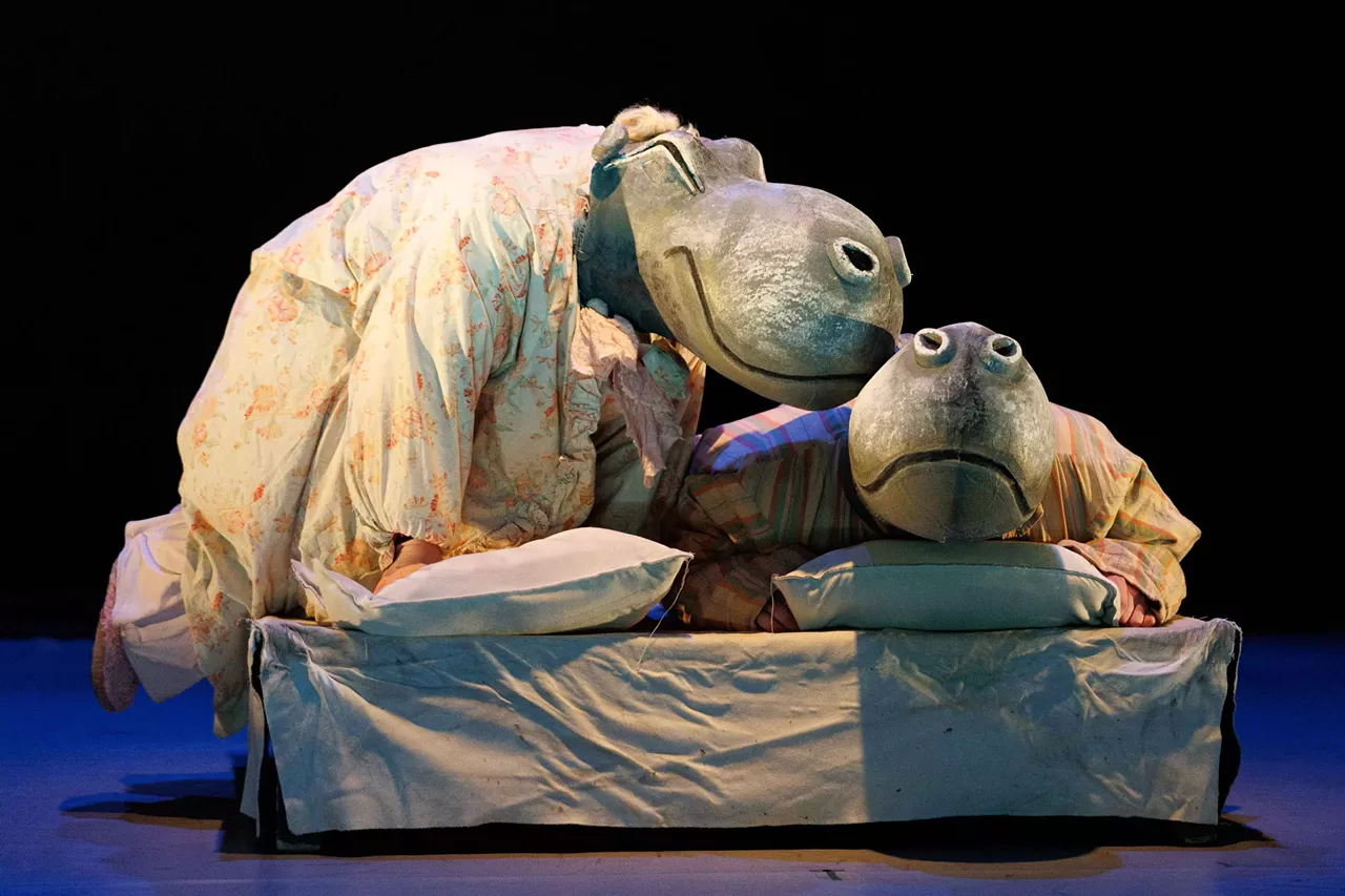 The Wordless Animal Dances of ZooZoo Present Smart Theater for All Ages ...