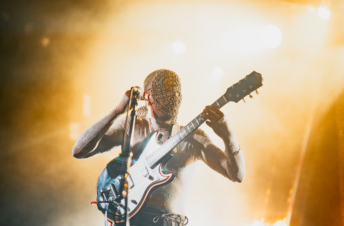 Mysterious Aussie Band Glass Beams Conquer Seattle - The Stranger