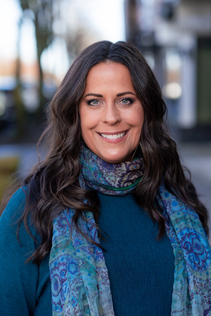 Slog AM: Illegally Fired Amazon Worker Maren Costa Joins Council Race ...