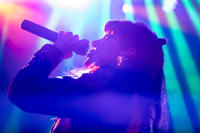 Gaye Su Akyol’s Wednesday Night Show Was a Thrilling Celebration of ...